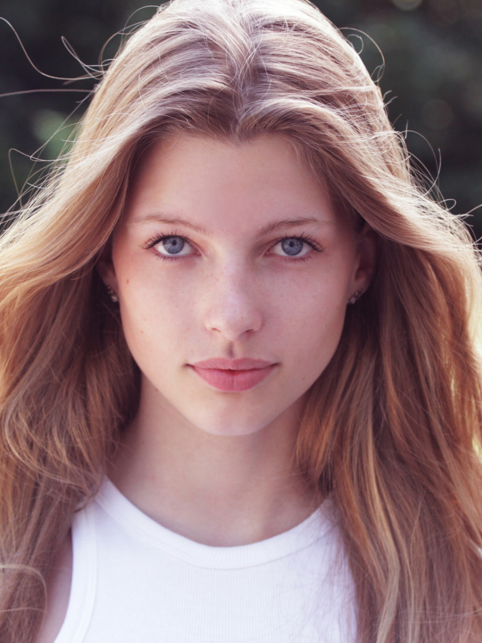 Fleur Jong | Supreme Paris