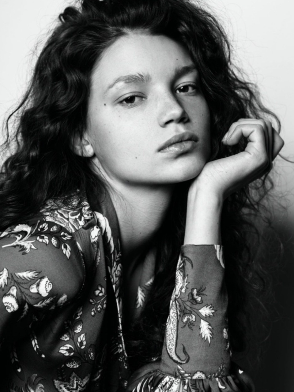 Liza Korol | Women Paris