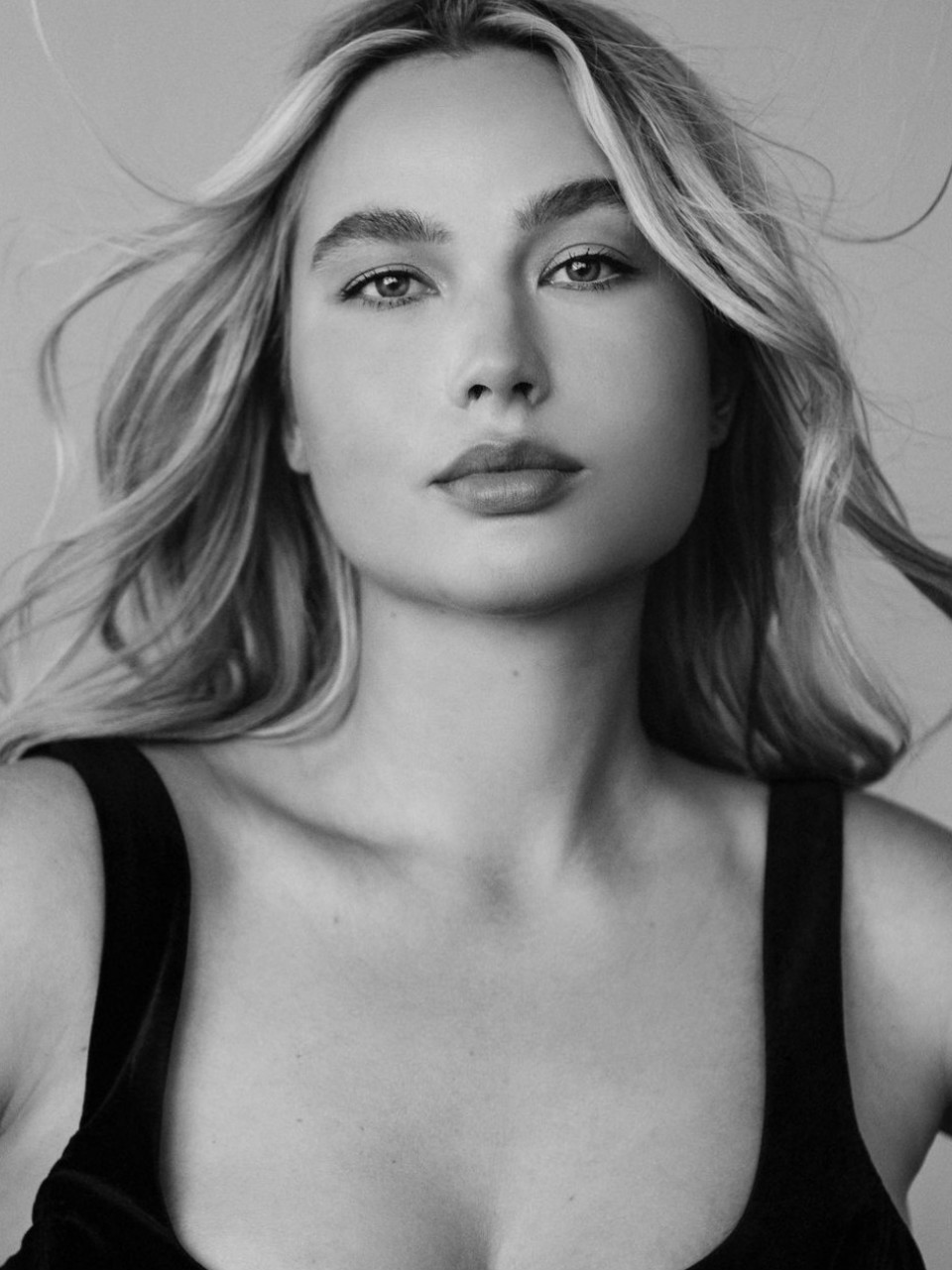 Sydney Ness | Women Los Angeles