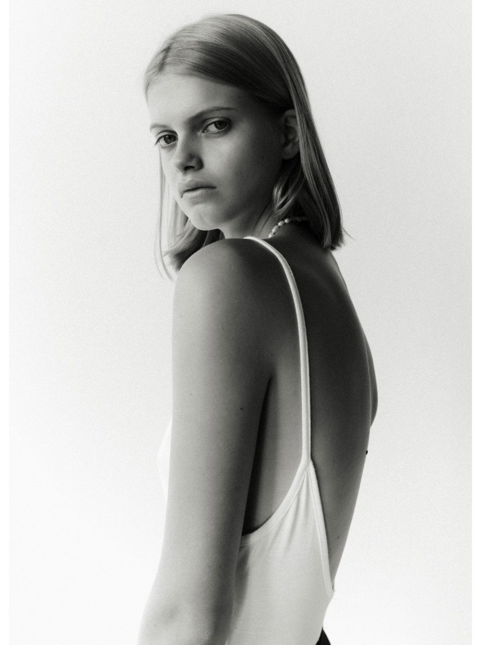 Shannon Huitema | Women Paris