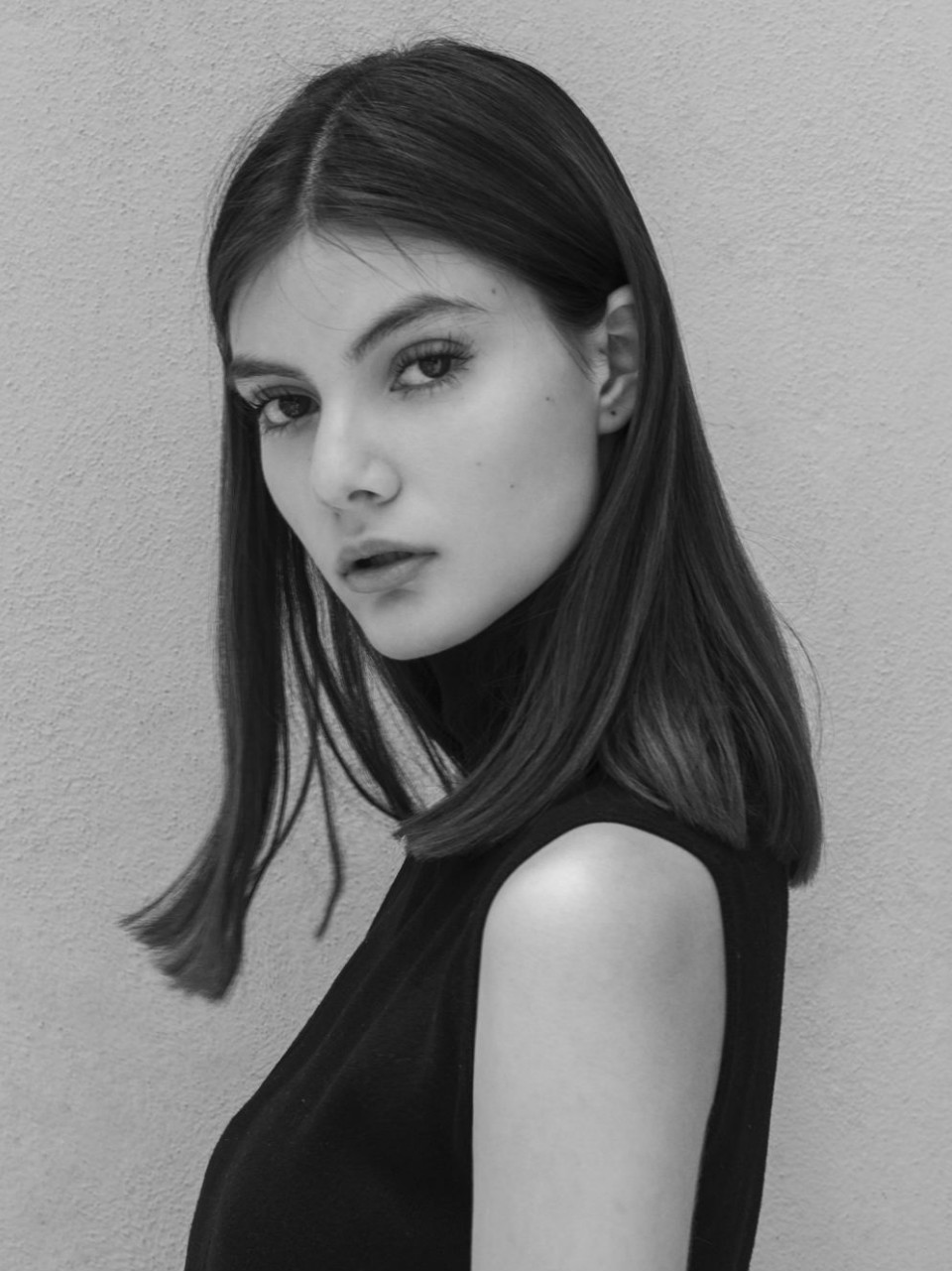 Miranda Flores | Women Milano