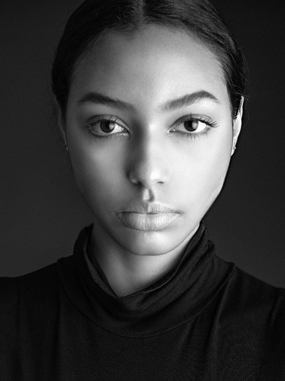 Emily Mendes Bezerra Da Silva | Women Milano